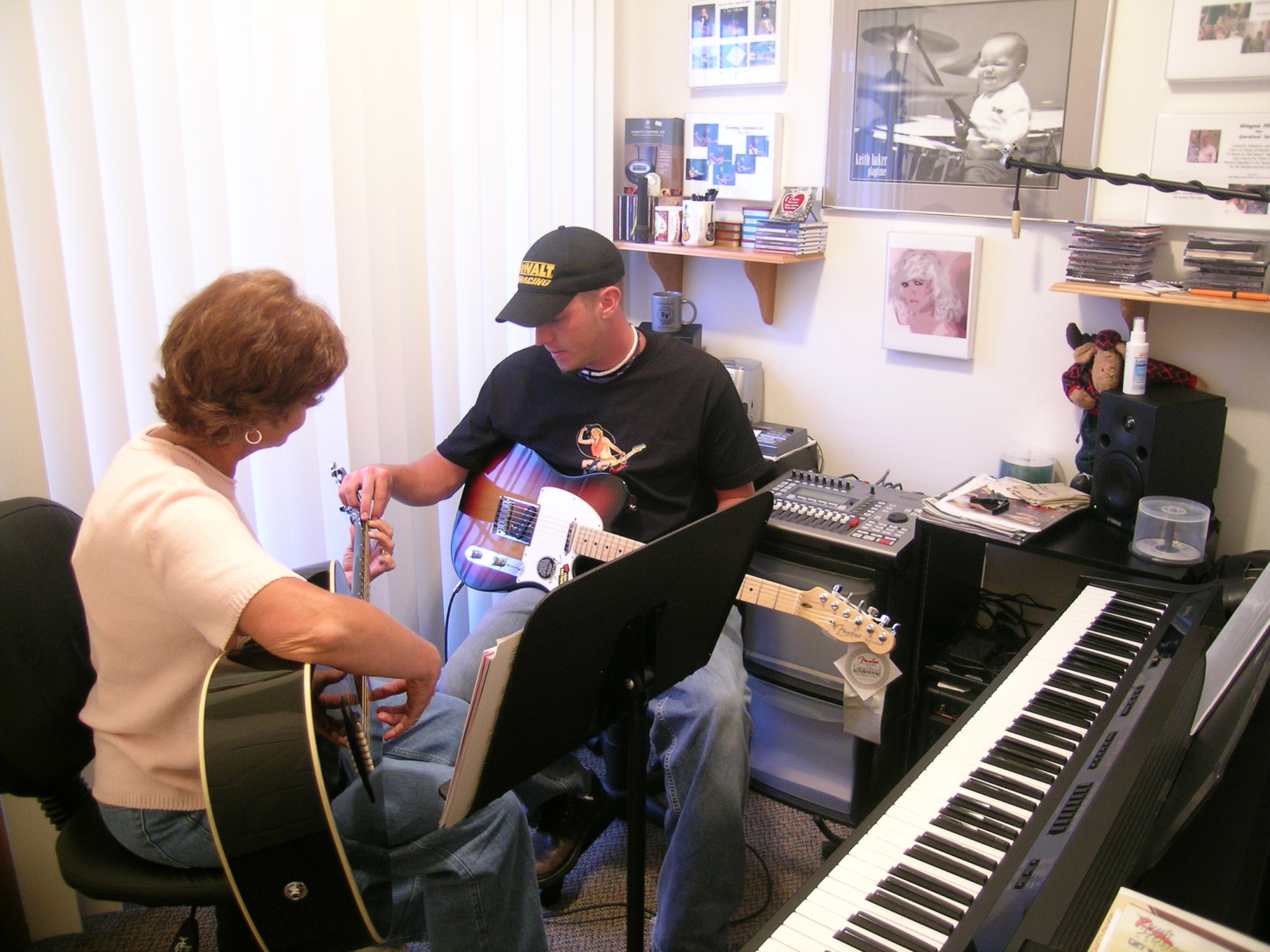 Lessons – Music Outlet